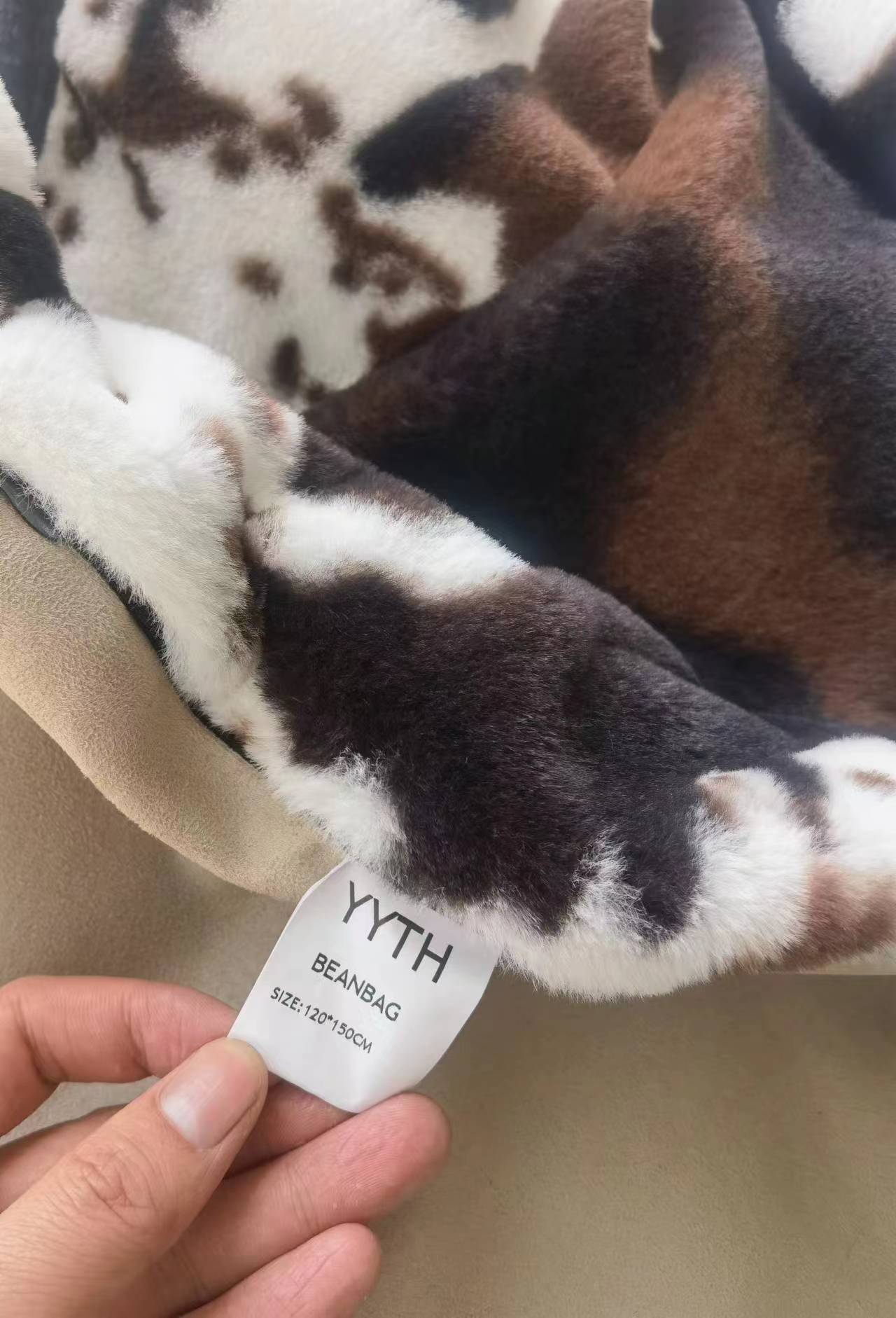 YYTH Beanbag cow design